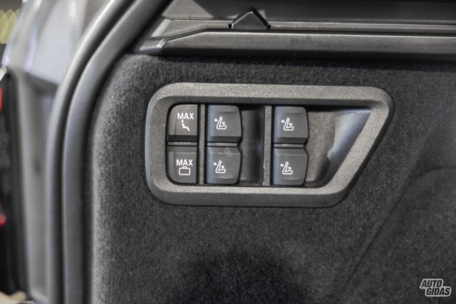 Melns BMW X7 2024 Viļņa, ar dzinēja tilpumu 3.00 L un nobraukumu 99 tūkst. km par 80991 €, foto 18 vietnē AUTOMOTO.COM.LV