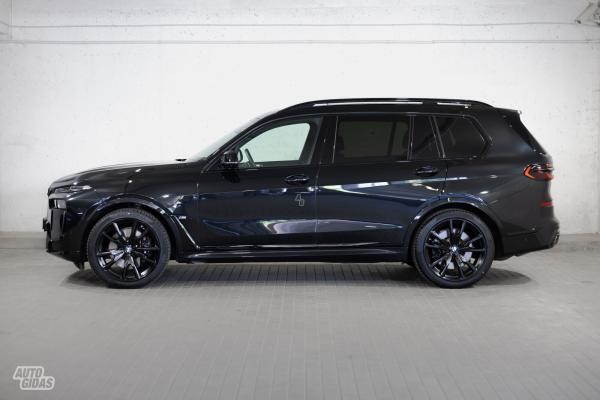 Melns BMW X7 2024 Viļņa, ar dzinēja tilpumu 4.40 L un nobraukumu 21 tūkst. km par 94771 €, foto 5 vietnē AUTOMOTO.COM.LV