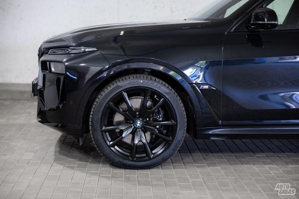 Melns BMW X7 2024 Viļņa, ar dzinēja tilpumu 4.40 L un nobraukumu 21 tūkst. km par 94771 €, foto 6 vietnē AUTOMOTO.COM.LV