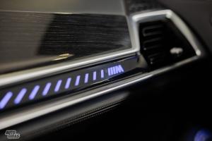 Melns BMW X7 2024 Viļņa, ar dzinēja tilpumu 4.40 L un nobraukumu 21 tūkst. km par 94771 €, foto 28 vietnē AUTOMOTO.COM.LV