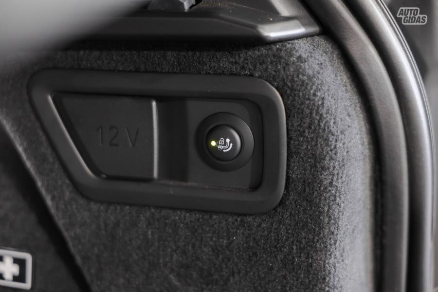 Melns BMW X7 2024 Viļņa, ar dzinēja tilpumu 4.40 L un nobraukumu 21 tūkst. km par 94771 €, foto 37 vietnē AUTOMOTO.COM.LV