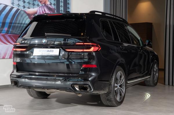 BMW X7 2024 in Kaunas on AUTOMOTO.COM.LV Black BMW X7 2024 in Kaunas, with an engine capacity of 3.00 L and mileage of 27 thousand km for 87372 €, photo 8 on AUTOMOTO.COM.LV