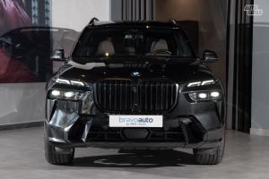 Melns BMW X7 2024 Kauņa, ar dzinēja tilpumu 3.00 L un nobraukumu 48 tūkst. km par 95000 €, foto 3 vietnē AUTOMOTO.COM.LV