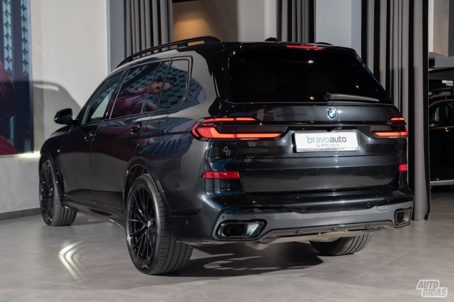 Melns BMW X7 2024 Kauņa, ar dzinēja tilpumu 3.00 L un nobraukumu 48 tūkst. km par 95000 €, foto 9 vietnē AUTOMOTO.COM.LV