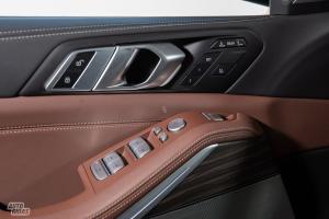 Melns BMW X7 2024 Kauņa, ar dzinēja tilpumu 3.00 L un nobraukumu 48 tūkst. km par 95000 €, foto 14 vietnē AUTOMOTO.COM.LV