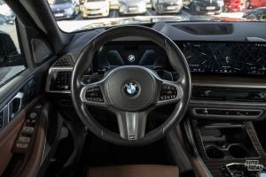 Melns BMW X7 2024 Kauņa, ar dzinēja tilpumu 3.00 L un nobraukumu 48 tūkst. km par 95000 €, foto 17 vietnē AUTOMOTO.COM.LV