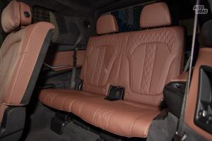 Melns BMW X7 2024 Kauņa, ar dzinēja tilpumu 3.00 L un nobraukumu 48 tūkst. km par 95000 €, foto 26 vietnē AUTOMOTO.COM.LV