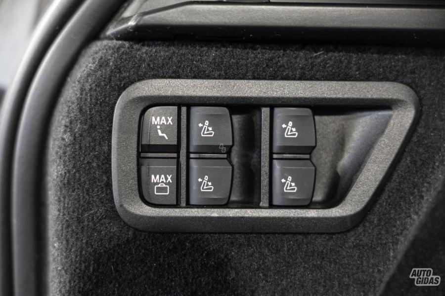 Черный БМВ X7 2024 в Вильнюс, объемом двигателя 3.00 л и пробегом 57 тыс. км за 84991 €, фото 19 на AUTOMOTO.COM.LV