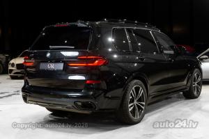 Black BMW X7 2025 in Riga, with an engine capacity of 3.00 L and mileage of 3 thousand km for 113740 €, photo 5 on AUTOMOTO.COM.LV