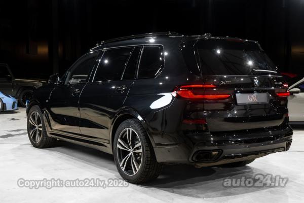 Black BMW X7 2025 in Riga, with an engine capacity of 3.00 L and mileage of 3 thousand km for 113740 €, photo 6 on AUTOMOTO.COM.LV