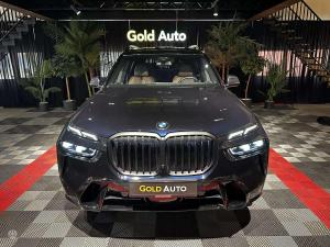 Black BMW X7 2025 in Vilnius, with an engine capacity of 2.99 L and mileage of 27 thousand km for 108000 €, photo 8 on AUTOMOTO.COM.LV