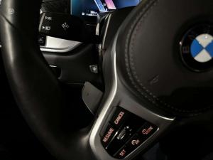 Black BMW X7 2025 in Vilnius, with an engine capacity of 2.99 L and mileage of 27 thousand km for 108000 €, photo 55 on AUTOMOTO.COM.LV