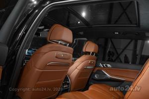 Melns BMW X7 2025 Rīga, ar dzinēja tilpumu 3.00 L un nobraukumu 7 tūkst. km par 108900 €, foto 11 vietnē AUTOMOTO.COM.LV