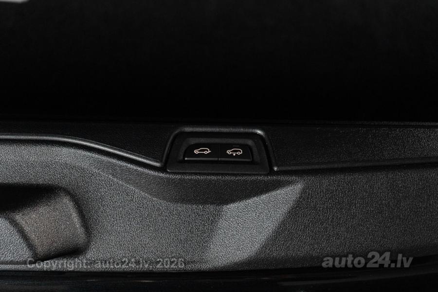 Melns BMW X7 2025 Rīga, ar dzinēja tilpumu 3.00 L un nobraukumu 7 tūkst. km par 108900 €, foto 31 vietnē AUTOMOTO.COM.LV