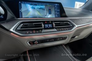 Melns BMW X7 2019 Tallina, ar dzinēja tilpumu 2.99 L un nobraukumu 214 tūkst. km par 65900 €, foto 14 vietnē AUTOMOTO.COM.LV