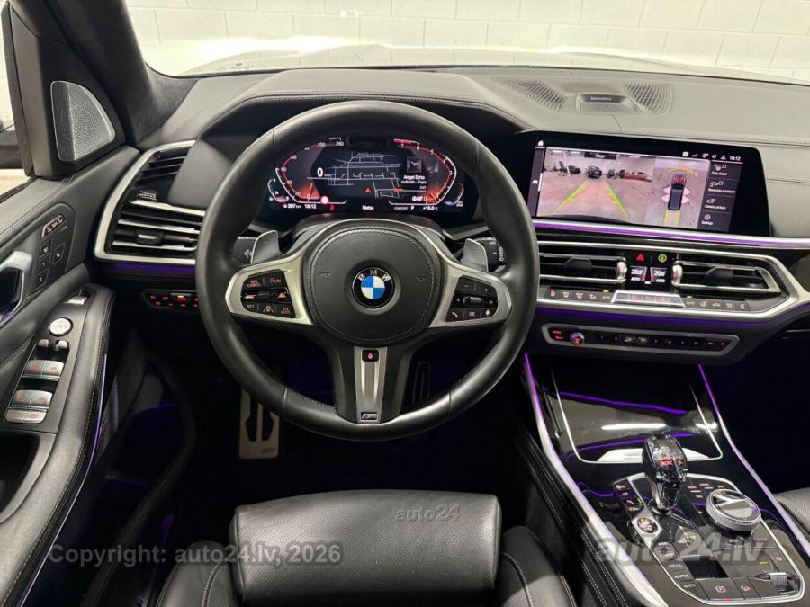 Black BMW X7 2019 in Parnu, with an engine capacity of 3.00 L and mileage of 183 thousand km for 49490 €, photo 14 on AUTOMOTO.COM.LV