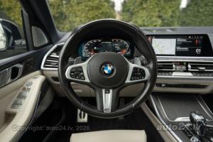Black BMW X7 2019 in Tallinn, with an engine capacity of 3.00 L and mileage of 215 thousand km for 59950 €, photo 9 on AUTOMOTO.COM.LV