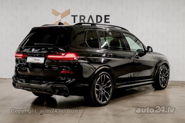 Black BMW X7 2019 in Parnu, with an engine capacity of 3.00 L and mileage of 154 thousand km for 47990 €, photo 2 on AUTOMOTO.COM.LV