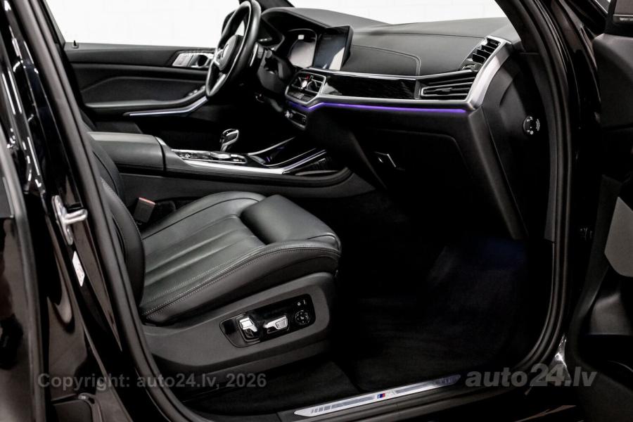 Melns BMW X7 2019 Pērnava, ar dzinēja tilpumu 3.00 L un nobraukumu 154 tūkst. km par 47990 €, foto 18 vietnē AUTOMOTO.COM.LV
