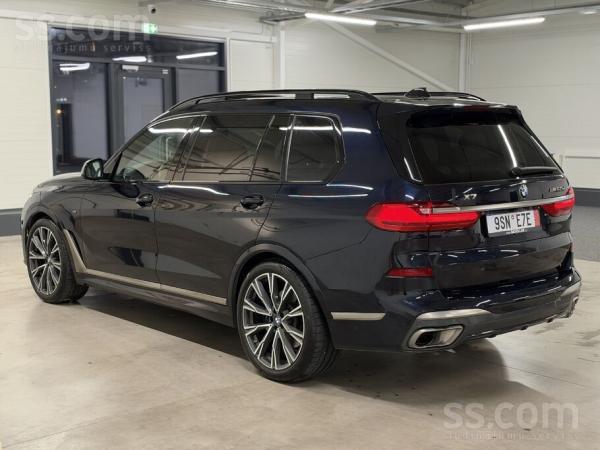Melns BMW X7 2019 Tallina, ar dzinēja tilpumu 3.00 L un nobraukumu 186 tūkst. km par 44490 €, foto 7 vietnē AUTOMOTO.COM.LV