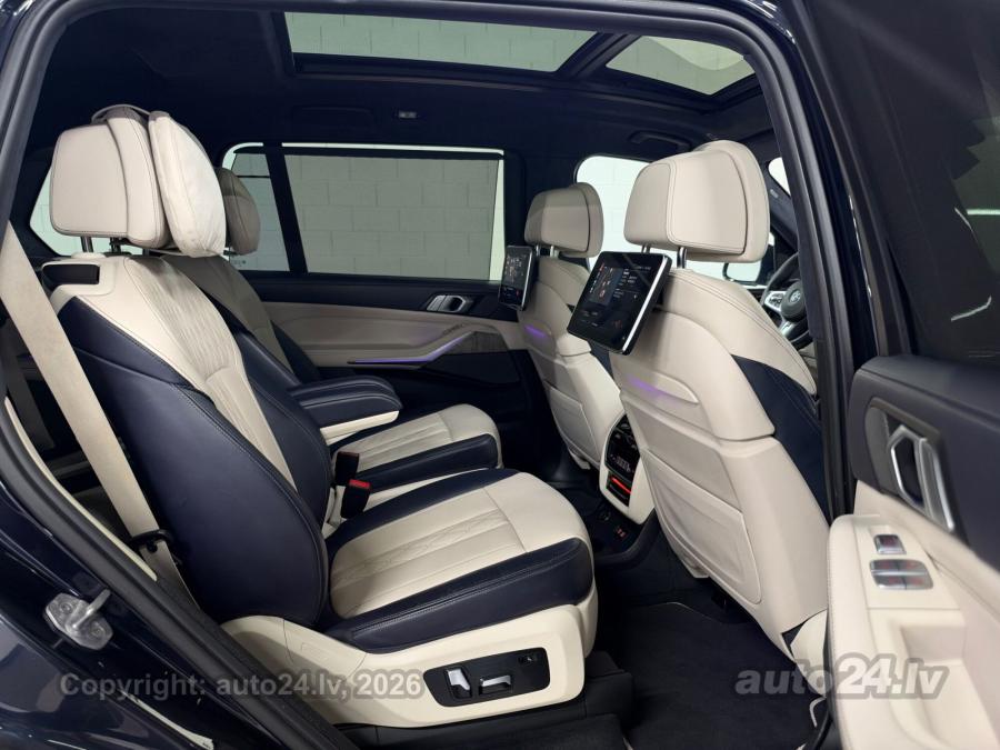 Черный БМВ X7 2019 в Пярну, объемом двигателя 3.00 л и пробегом 186 тыс. км за 44490 €, фото 13 на AUTOMOTO.COM.LV