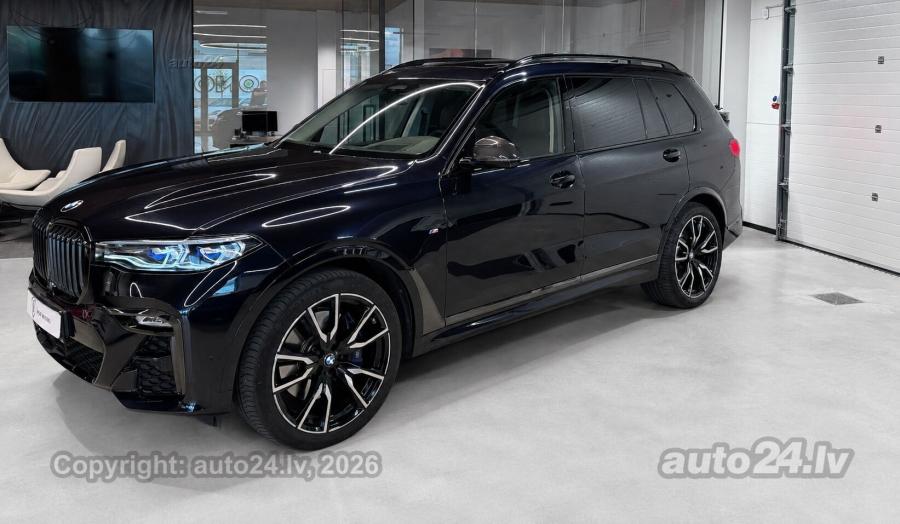 Melns BMW X7 2020 Tallina, ar dzinēja tilpumu 3.00 L un nobraukumu 93 tūkst. km par 63900 €, foto 1 vietnē AUTOMOTO.COM.LV