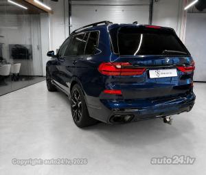 Melns BMW X7 2020 Tallina, ar dzinēja tilpumu 3.00 L un nobraukumu 93 tūkst. km par 63900 €, foto 4 vietnē AUTOMOTO.COM.LV