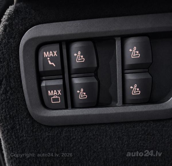 Melns BMW X7 2020 Tallina, ar dzinēja tilpumu 3.00 L un nobraukumu 93 tūkst. km par 63900 €, foto 6 vietnē AUTOMOTO.COM.LV