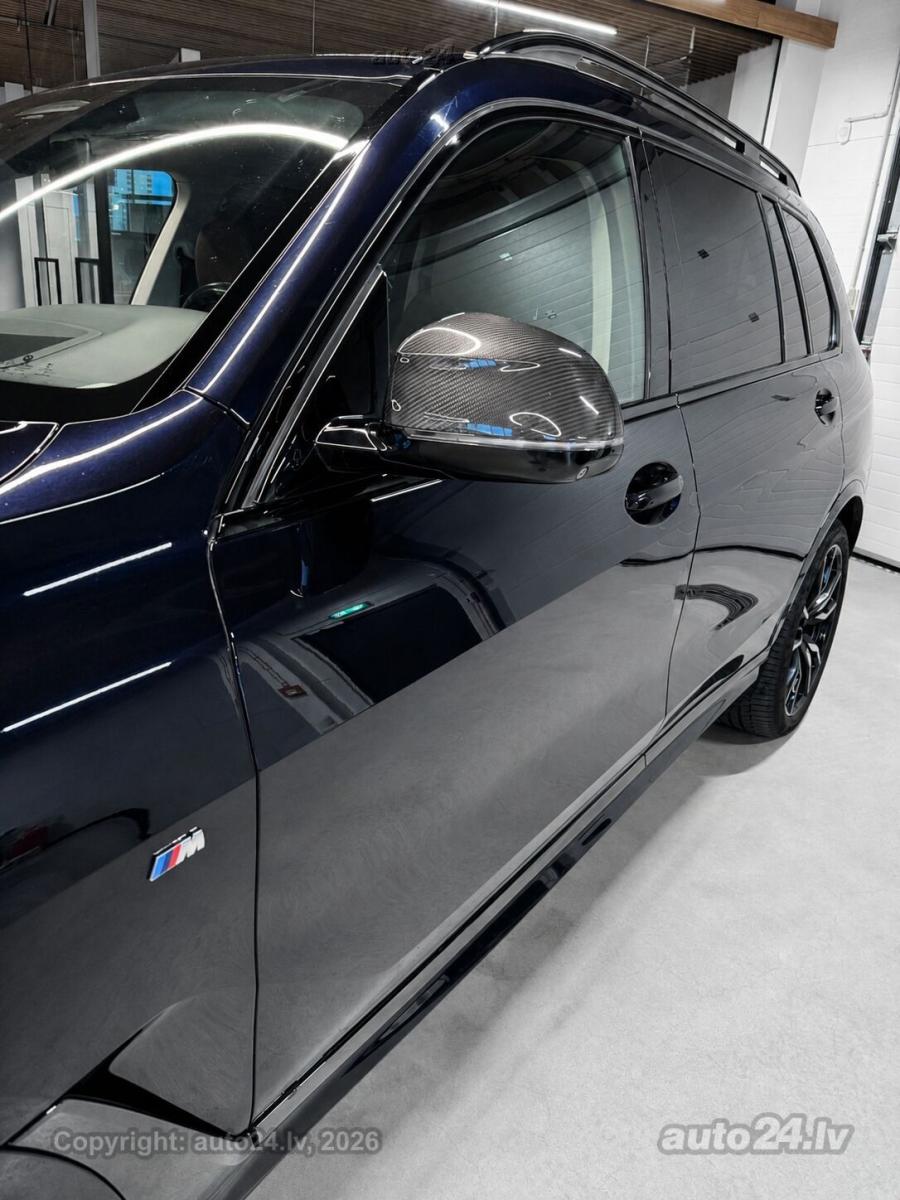 Melns BMW X7 2020 Tallina, ar dzinēja tilpumu 3.00 L un nobraukumu 93 tūkst. km par 63900 €, foto 13 vietnē AUTOMOTO.COM.LV