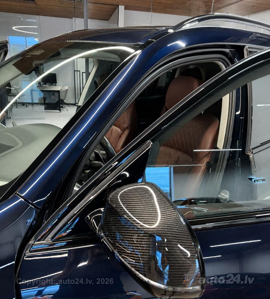 Melns BMW X7 2020 Tallina, ar dzinēja tilpumu 3.00 L un nobraukumu 93 tūkst. km par 63900 €, foto 14 vietnē AUTOMOTO.COM.LV