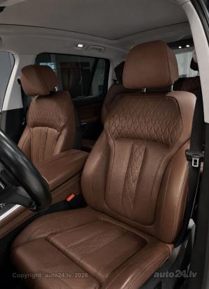 Melns BMW X7 2020 Tallina, ar dzinēja tilpumu 3.00 L un nobraukumu 93 tūkst. km par 63900 €, foto 18 vietnē AUTOMOTO.COM.LV