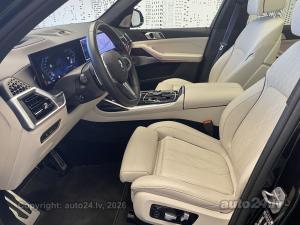 Melns BMW X7 2024 Tallina, ar dzinēja tilpumu 4.40 L un nobraukumu 30 tūkst. km par 118900 €, foto 20 vietnē AUTOMOTO.COM.LV