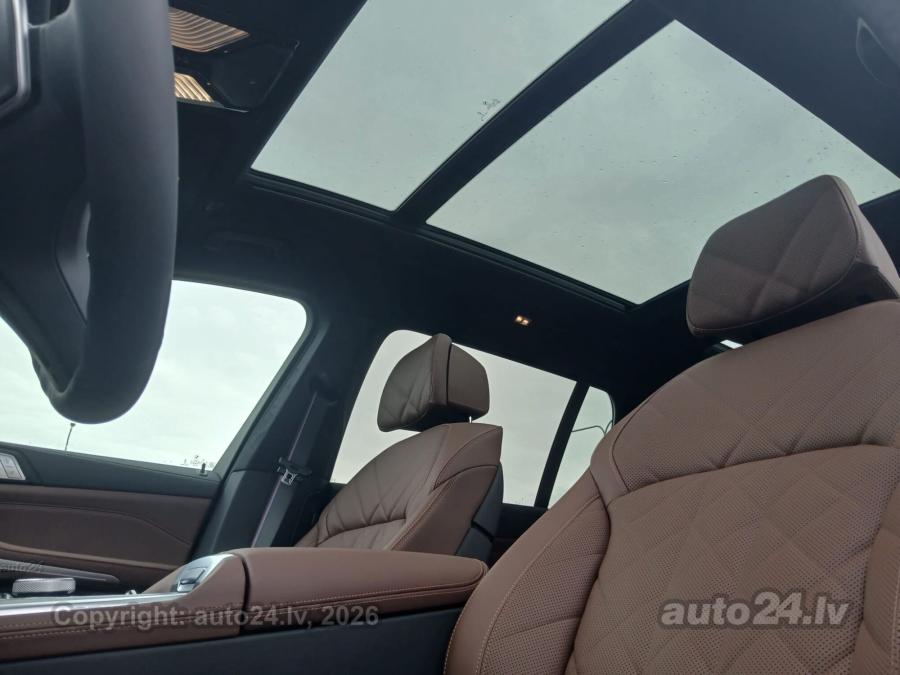 Black BMW X7 2026 in Tallinn, with an engine capacity of 3.00 L and mileage of 0 thousand km for 128000 €, photo 17 on AUTOMOTO.COM.LV