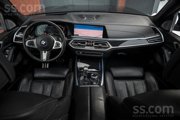Blue BMW X7 2019 in Jelgava, with an engine capacity of 3.00 L and mileage of 222 thousand km for 49922 €, photo 6 on AUTOMOTO.COM.LV