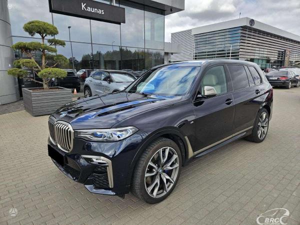 Blue BMW X7 2019 in Vilnius, with an engine capacity of 2.99 L and mileage of 207 thousand km for 44900 €, photo 1 on AUTOMOTO.COM.LV