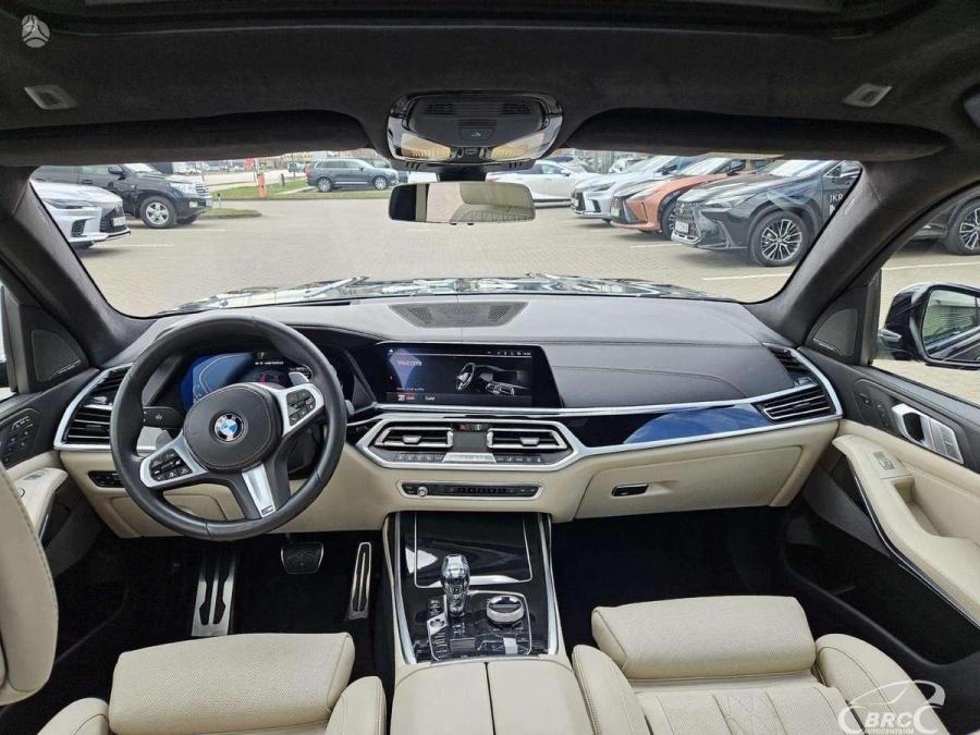 Blue BMW X7 2019 in Vilnius, with an engine capacity of 2.99 L and mileage of 207 thousand km for 44900 €, photo 9 on AUTOMOTO.COM.LV
