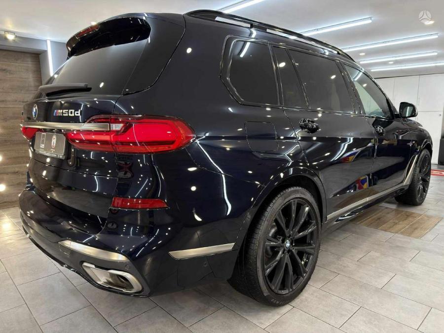 Zils BMW X7 2020 Mažeikiai, ar dzinēja tilpumu 2.99 L un nobraukumu 160 tūkst. km par 52000 €, foto 7 vietnē AUTOMOTO.COM.LV