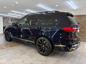 Zils BMW X7 2020 Mažeikiai, ar dzinēja tilpumu 2.99 L un nobraukumu 160 tūkst. km par 52000 €, foto 12 vietnē AUTOMOTO.COM.LV