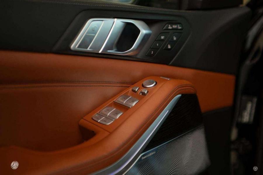 Blue BMW X7 2021 in Vilnius, with an engine capacity of 3.00 L and mileage of 172 thousand km for 48500 €, photo 20 on AUTOMOTO.COM.LV