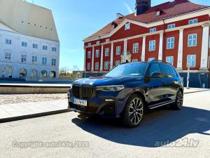 Zils BMW X7 2022 Narva, ar dzinēja tilpumu 3.00 L un nobraukumu 103 tūkst. km par 63800 €, foto  vietnē AUTOMOTO.COM.LV