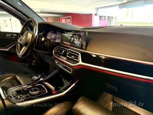 Zils BMW X7 2022 Narva, ar dzinēja tilpumu 3.00 L un nobraukumu 103 tūkst. km par 63800 €, foto 13 vietnē AUTOMOTO.COM.LV