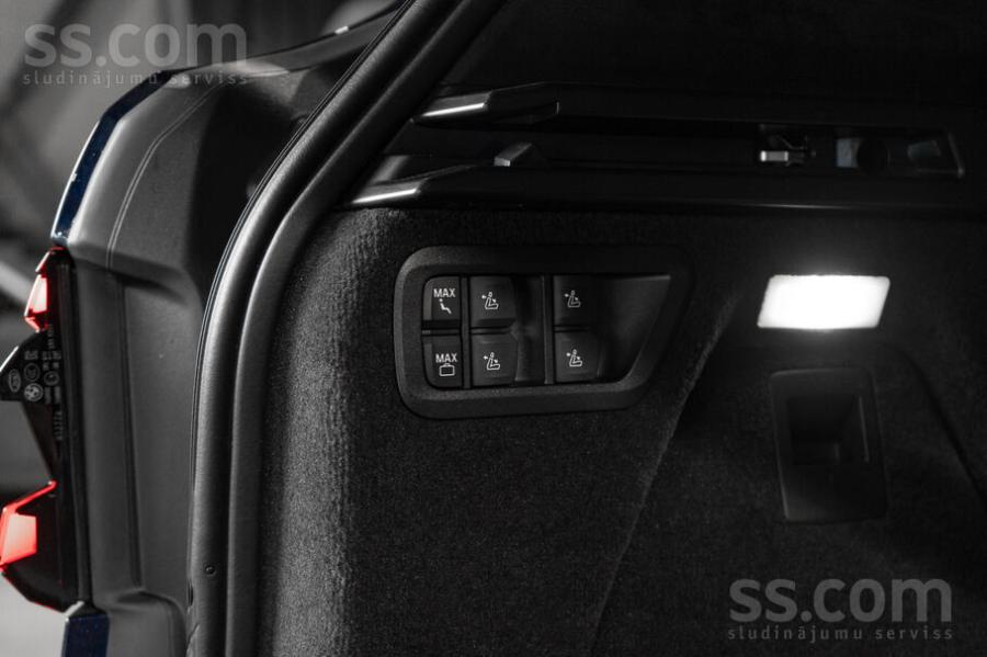 Синий БМВ X7 2024 в Рига, объемом двигателя 3.00 л и пробегом 55 тыс. км за 90629 €, фото 35 на AUTOMOTO.COM.LV