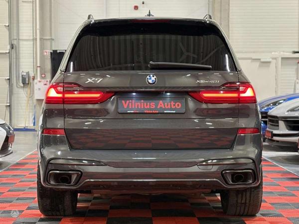 Brown BMW X7 2021 in Vilnius, with an engine capacity of 3.00 L and mileage of 104 thousand km for 57999 €, photo 9 on AUTOMOTO.COM.LV