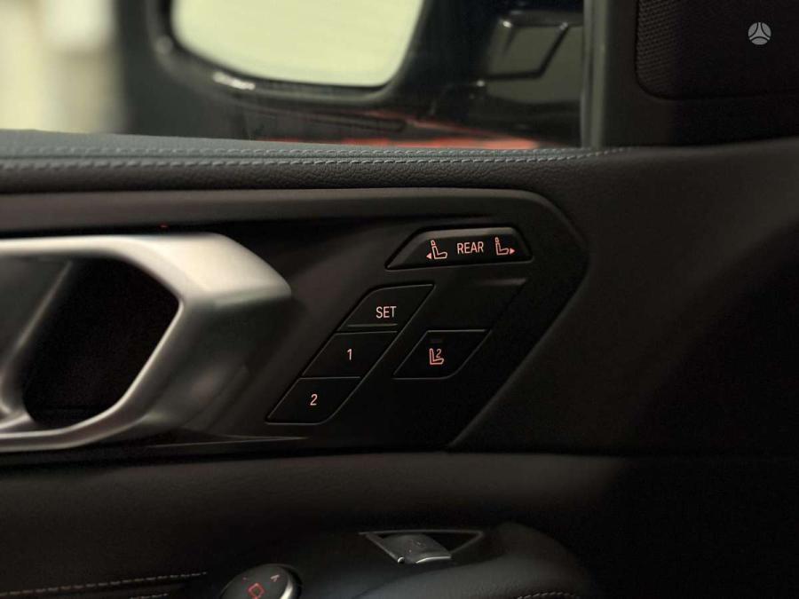 Brūns BMW X7 2021 Viļņa, ar dzinēja tilpumu 3.00 L un nobraukumu 104 tūkst. km par 57999 €, foto 26 vietnē AUTOMOTO.COM.LV