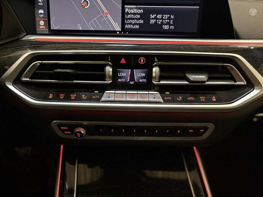 Brūns BMW X7 2021 Viļņa, ar dzinēja tilpumu 3.00 L un nobraukumu 104 tūkst. km par 57999 €, foto 51 vietnē AUTOMOTO.COM.LV