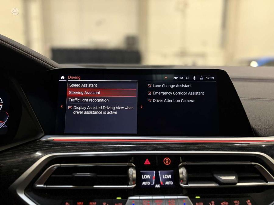 Brūns BMW X7 2021 Viļņa, ar dzinēja tilpumu 3.00 L un nobraukumu 104 tūkst. km par 57999 €, foto 60 vietnē AUTOMOTO.COM.LV