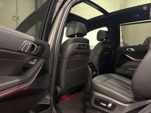 Brūns BMW X7 2021 Viļņa, ar dzinēja tilpumu 3.00 L un nobraukumu 104 tūkst. km par 57999 €, foto 67 vietnē AUTOMOTO.COM.LV