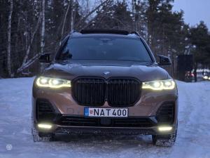 BMW X7 2019 in Vilnius, with an engine capacity of 2.99 L and mileage of 181 thousand km for 50999 €, photo 4 on AUTOMOTO.COM.LV