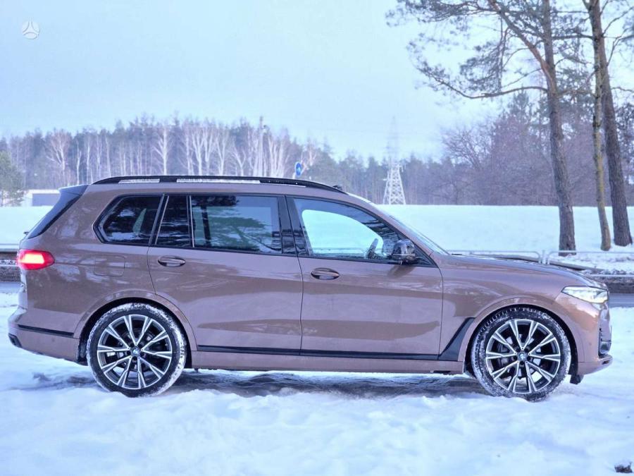 BMW X7 2019 in Vilnius, with an engine capacity of 2.99 L and mileage of 181 thousand km for 50999 €, photo 9 on AUTOMOTO.COM.LV