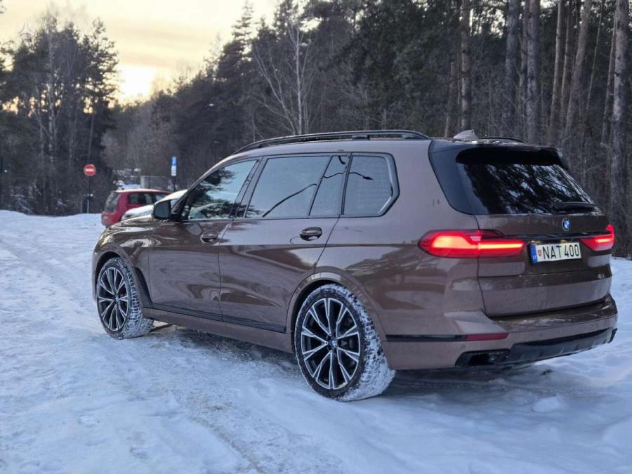BMW X7 2019 in Vilnius, with an engine capacity of 2.99 L and mileage of 181 thousand km for 50999 €, photo 11 on AUTOMOTO.COM.LV